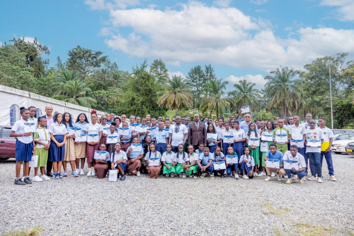 La Comilog célèbre l'excellence académique à l’occasion de la 4ème édition de la cérémonie du ...